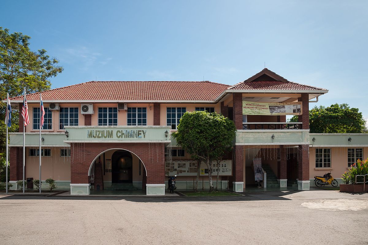 Menara Chimney Sejarah Tersembunyi di Labuan - Raja Cuti